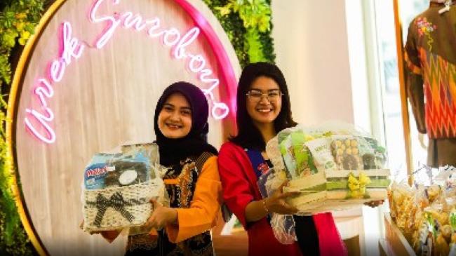 Cari Hampers untuk Kebutuhan Lebaran, Yuk Beli di Surabaya Kriya ...