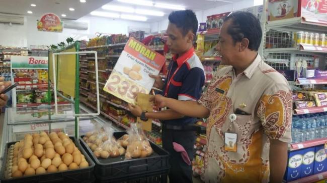 Pemkot Surabaya Tertibkan Toko Swalayan agar UMKM Mendapat Hak Kemitraan Gr